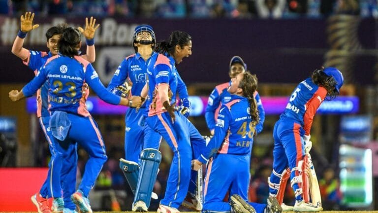 Mumbai Indians won the WPL 2025 trophy by defeating Delhi by 8 runs in ...